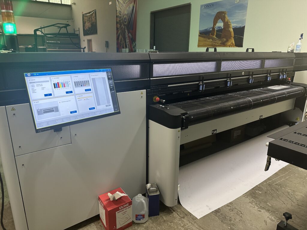 Used HP R2000+ Flatbed Printer cust0001116 — North Light Color